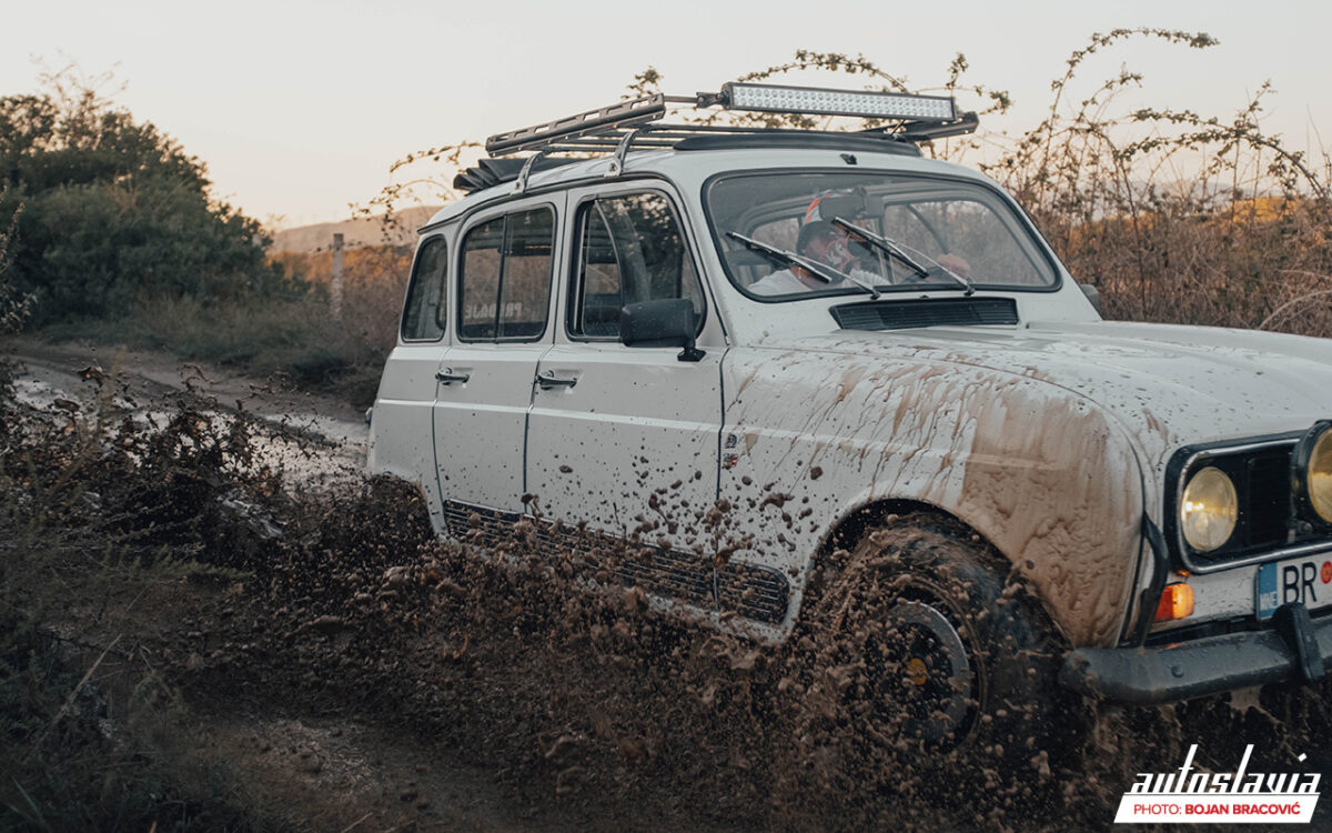 Divlja bela koza - Autoslavia