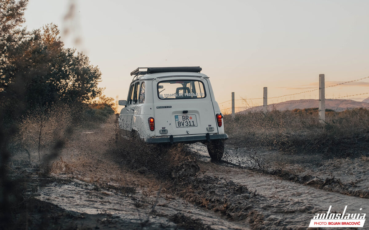 Divlja bela koza - Autoslavia